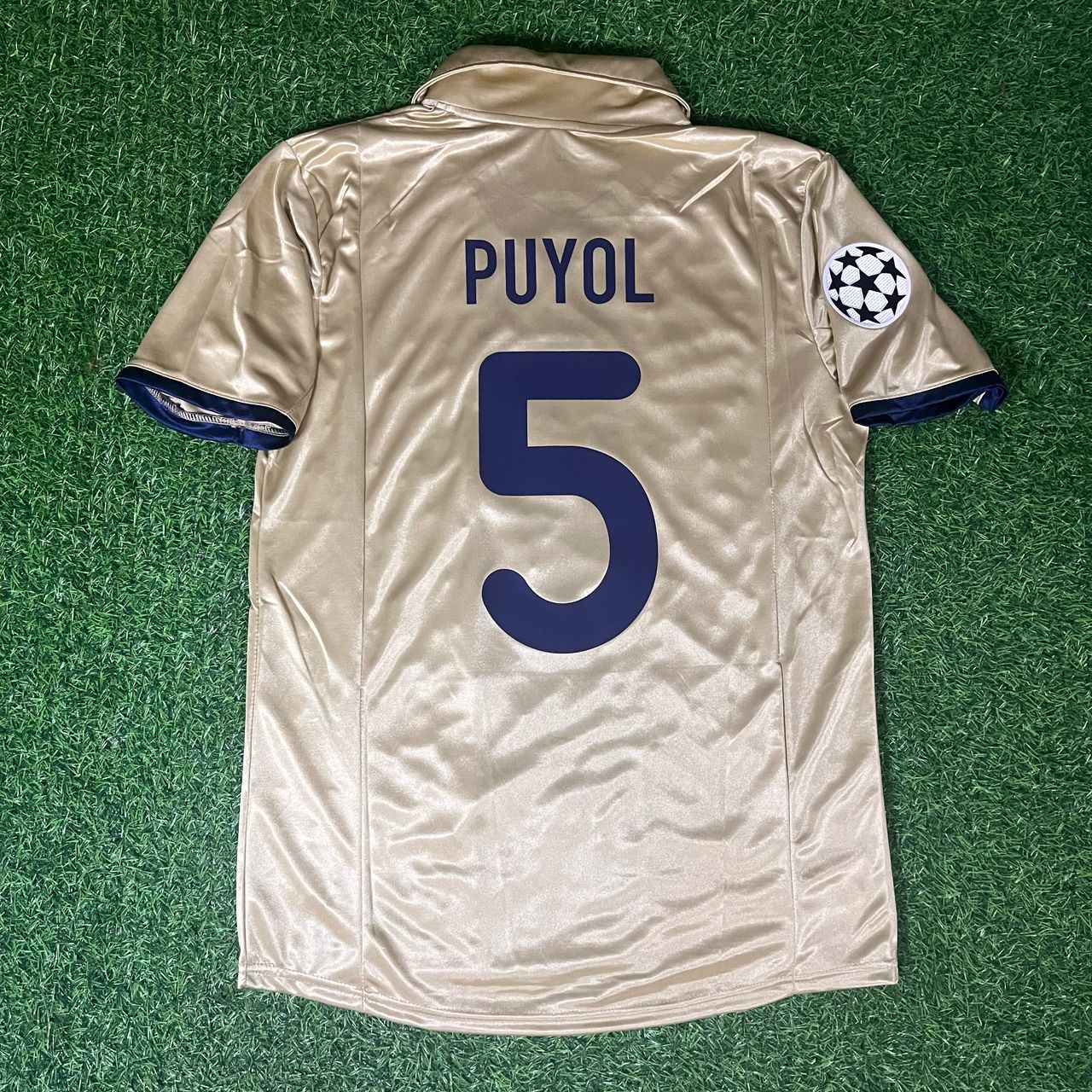 Carles Puyol - FC Barcelona 2001 - 2002 Retro Football Jersey Kit ...